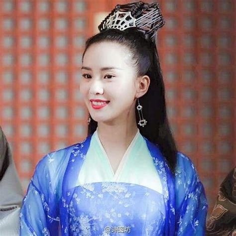 发际线多重要？刘诗诗深受其害！宋茜杨幂唐嫣孙俪王珞丹老了十岁