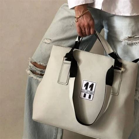 خرید و قیمت کیف زنانه و دخترانه بزرگ و جادار مارک با رنگهای زیبا و شیک