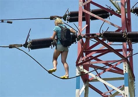 Top Reasons To Avoid Using Comcast And AT T Internet Supplied Wifi