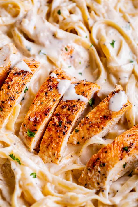 Creamy Dreamy Chicken Alfredo With Cream Cheese