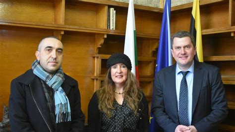 Кметът на Перник и областният управител на среща с Херо Мустафа Новини бг