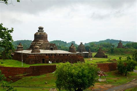 ရခိုင်ပြည်ရှေ့ဟောင်း မြောက်ဦးမြို့ကို စစ်ကောင်စီ ဆက်တိုက် ဗုံးကြဲတိုက်ခိုက် သံလွင်ခက်