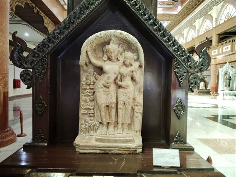 ပုဂံကမ္ဘာ့အမွေအနှစ်ဒေသသို့ ဘုရားဖူးလေ့လာရေးရောက်ဖြစ်ခဲ့ပါက ပုဂံရှေးဟောင်းသုတေသနပြတိုက်အတွင်းရှိ