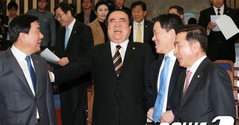 [사진]문희상 박장대소