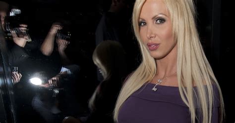 Nikki Benz Facts Bio Career Net Worth Aidwiki