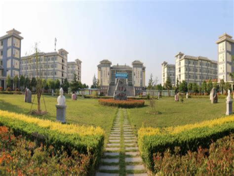 安徽亳州技师学院亳州中药科技学校亳州市卫生学校怎么样 校园环境好不好 招生简章计划及专业