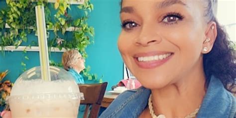 Lizzie Love S Instagram Twitter Facebook On Idcrawl