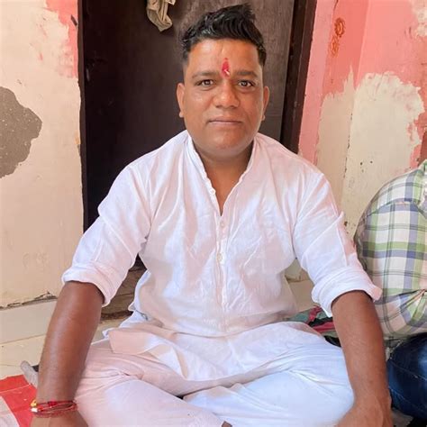 Sumit Prajapati Officialsumit4277 • Threads Say More