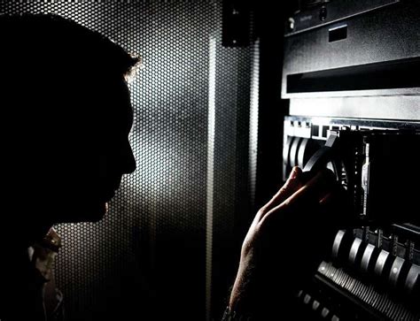 Hackers Reverse Engineer Nsas Leaked Bugging Devices New Scientist