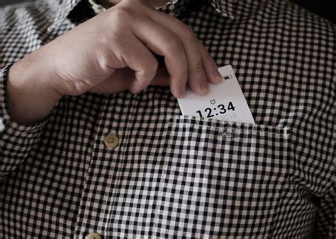 Badass E Ink O Phone By Alter Ego Architects Eschews Apps