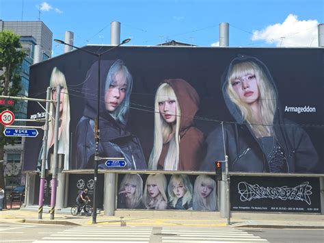 더쿠 에스파 정규 1집 아마겟돈 발매 기념 팝업