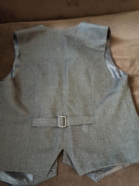 Жилетку не разу не одевали Размер 36 на рост 134 140 Infoguid Доска