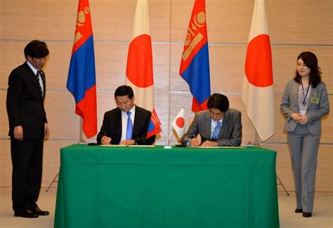 Монгол Япон хоёр улс Стратегийн түншлэлийн харилцаанд шилжлээ