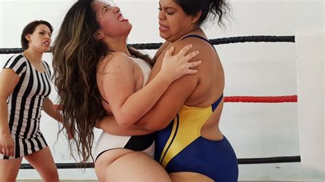 Dama Vs Candy Bearhug Candy Wrestler Production Clips4sale