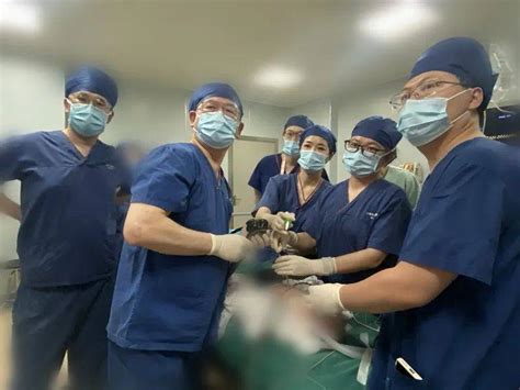 国内最低体重新生儿peg J术成功实施！普陀这家医院“镜”益求精 刘海峰 手术 患儿