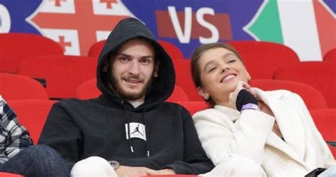 რას წერს იტალიური მედია ხვიჩა კვარაცხელიასა და მის შეყვარებულზე