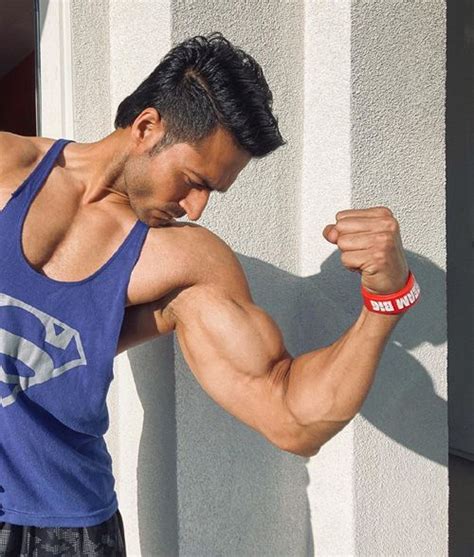 सकस लइफ म खद क बरग परटनर न बनन द मन ल एकसपरट क य सलह A Sexologist