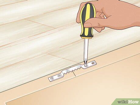 How To Hang A Sawtooth