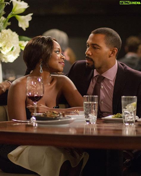 Naturi Naughton Wiki Biography Age Gallery Spouse And More