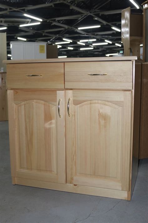 Сервитьорски шкаф масив чам