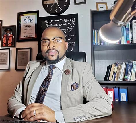 📝📝📝 In Summary Samkelo Spambo