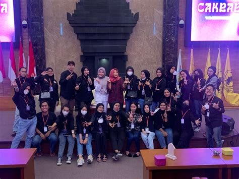 Pendidikan Bahasa Indonesia Uwks