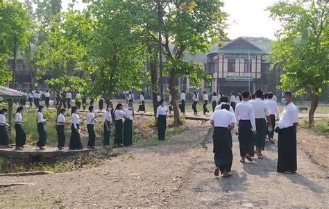 ငါးသိုင်းချောင်းမြို့၊ အ ထ က စာစစ်ဌာန၌ ၂၀၂၂ ခုနှစ် တက္ကသိုလ်ဝင်စာမေးပွဲ စတင်ကျင်းပ