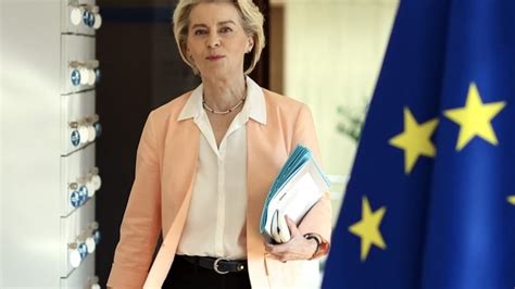 Dieciséis Hombres Seis Mujeres Cinco Incógnitas La Nueva Comisión Se