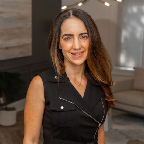 Stephanie Hanhan Co Owner And Medical Director Radiant By Md Linkedin