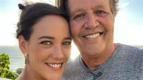Adriana Birolli E Ivan Zettel Oficializam Casamento Em Cerimônia íntima Contigo