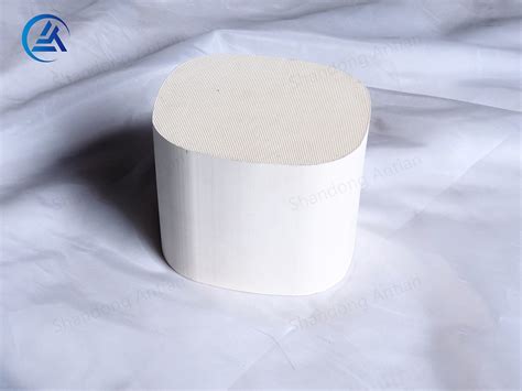 Honeycomb Ceramic Monolith Substrate Ceramic Honeycomb Catalyst Catalytic Converter Honeycomb