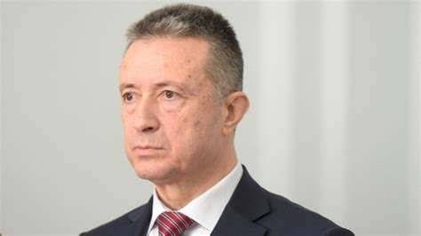 Янаки Стоилов Решението на Конституционния съд поставя в неудобно