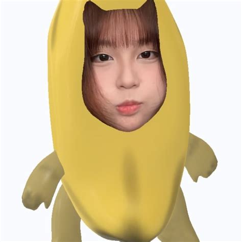 Yznlx • Threads Say More