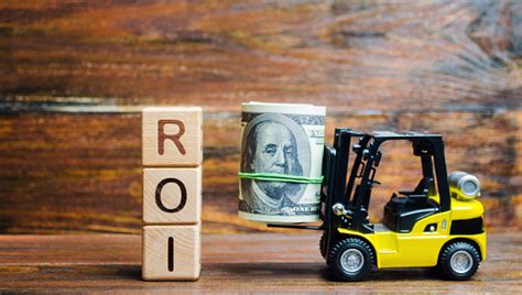 단어 Roi와 지게차와 돈 나무 블록 자원 투자로 인한 순이익과 투자 비용 간의 비율입니다 높은 수준의 비즈니스 수익성 개념에 대한 스톡 사진 및 기타 이미지 Istock