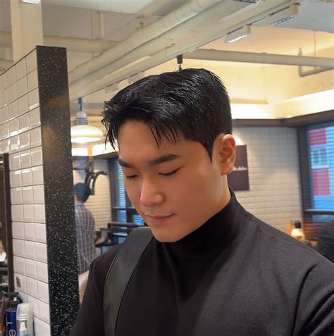 서울대입구미용실 맨드살롱 서울대입구점 영준 필러스컷 댄디컷 리프컷 남친머리 남자머리 필러스컷 크리드펌 남성스러움이 뿜뿜 하면서 텍스처가 멋진 필러스스타일 어떠신가요