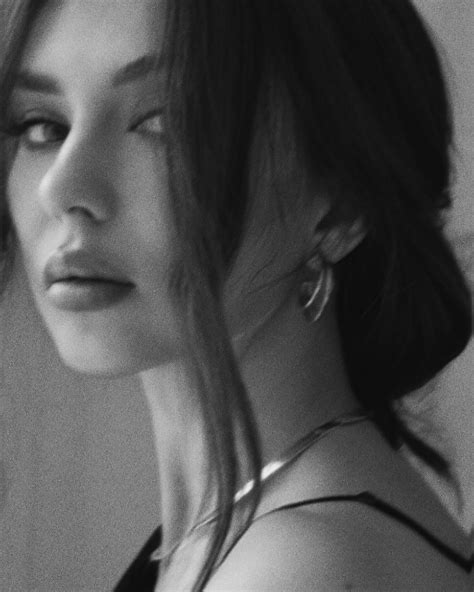 Anna Simonyan Anna Simonyan11 • Instagram Photos And Videos