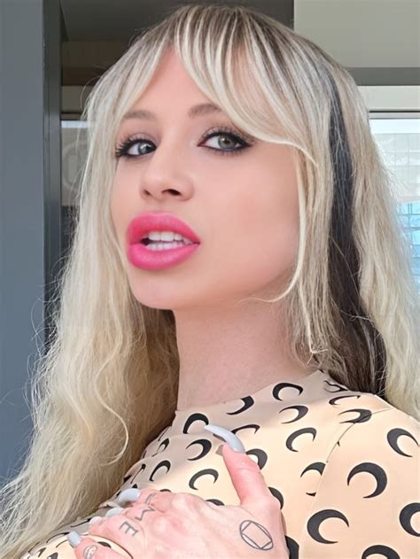 Sasha Beart Model Wiki Age Height Weight Photos Videos And More