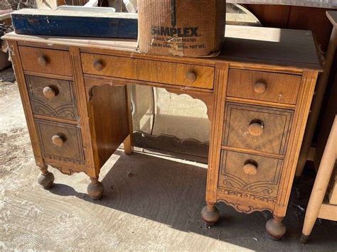 Small Solid Wood Seven Drawer Desk Apexx Auctions