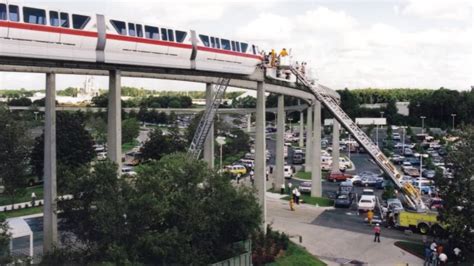 Wdw Monorail Accident Page