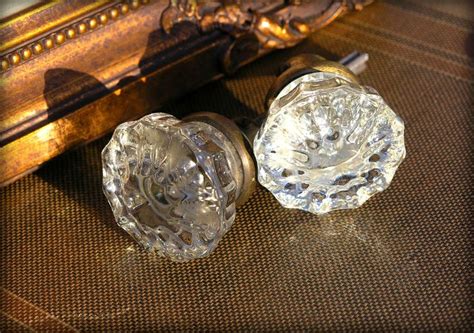 Beautiful Glass Door Knobs For Home Decor