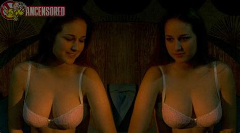 Naked Leelee Sobieski In Dangerous Liaisons