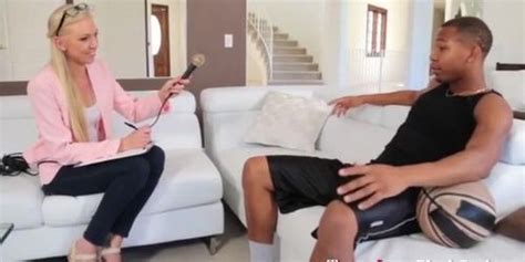 Sexy Babe Kara Taking In A Big Black Dick In Her Pussy