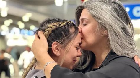 ၁၇ နှစ်ကြာမှ ပြန်ဆုံခွင့်ရတဲ့သမီးကြောင့် ကျွန်မဘဝ အသစ်တဖန်ပြန်လည်မွေးဖ