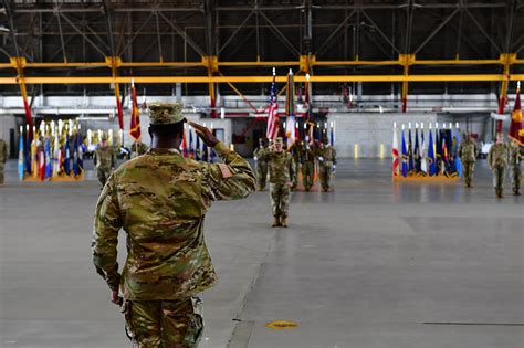 Lawrence Assumes Command Of Sddc Article The United States Army