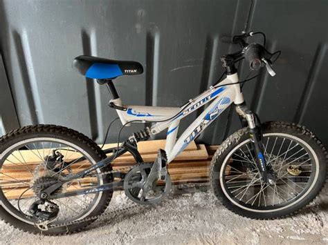 Продам велосипед Titan подростковый б у в наличии Цена 10 000₽ во Владивостоке