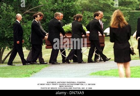 Aug 13 1999 31274bco Anthony Radziwill Funeral Service Most Holy