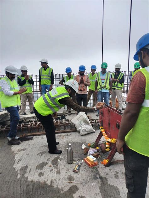 Construction Cranes Projectmanagement Infrastructure Teamwork Indoinfrasolutionsllp Indo