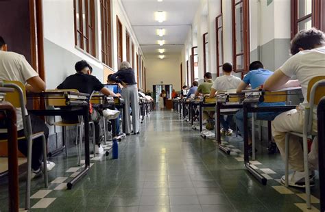 Maturità 2024 Oggi La Prima Prova Tracce Dei Temi E Le Ricorrenze Da
