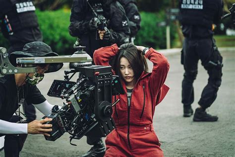 넷플릭스 종이의 집 공동경제구역 파트2 오늘 공개 스타연예 Kbs연예