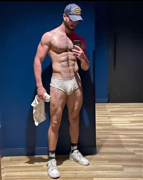 Chris Evans Loves F Cking Guys In The Butt On Tumblr